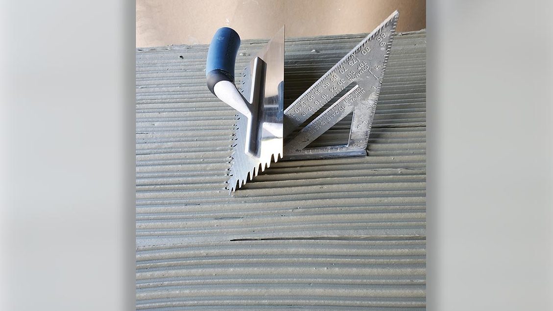 How to Angle Your Tile Trowel: It’s All in the Wrist | Stone World